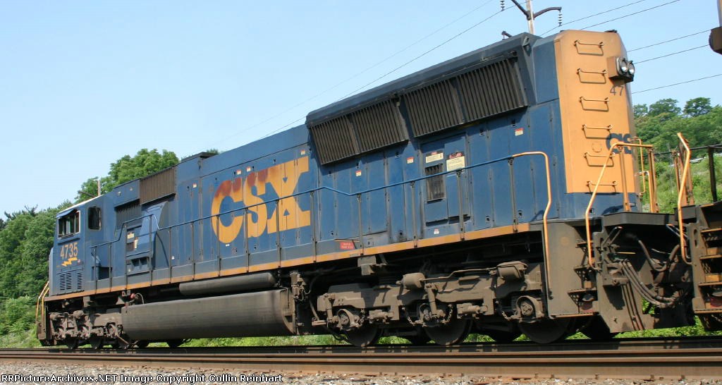 CSX 4735